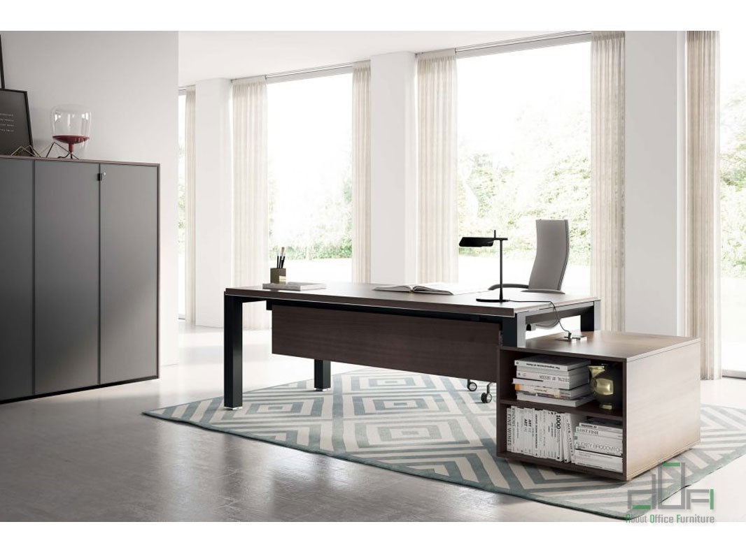 Birou managerial ASSET, cu structura metalica sau compact